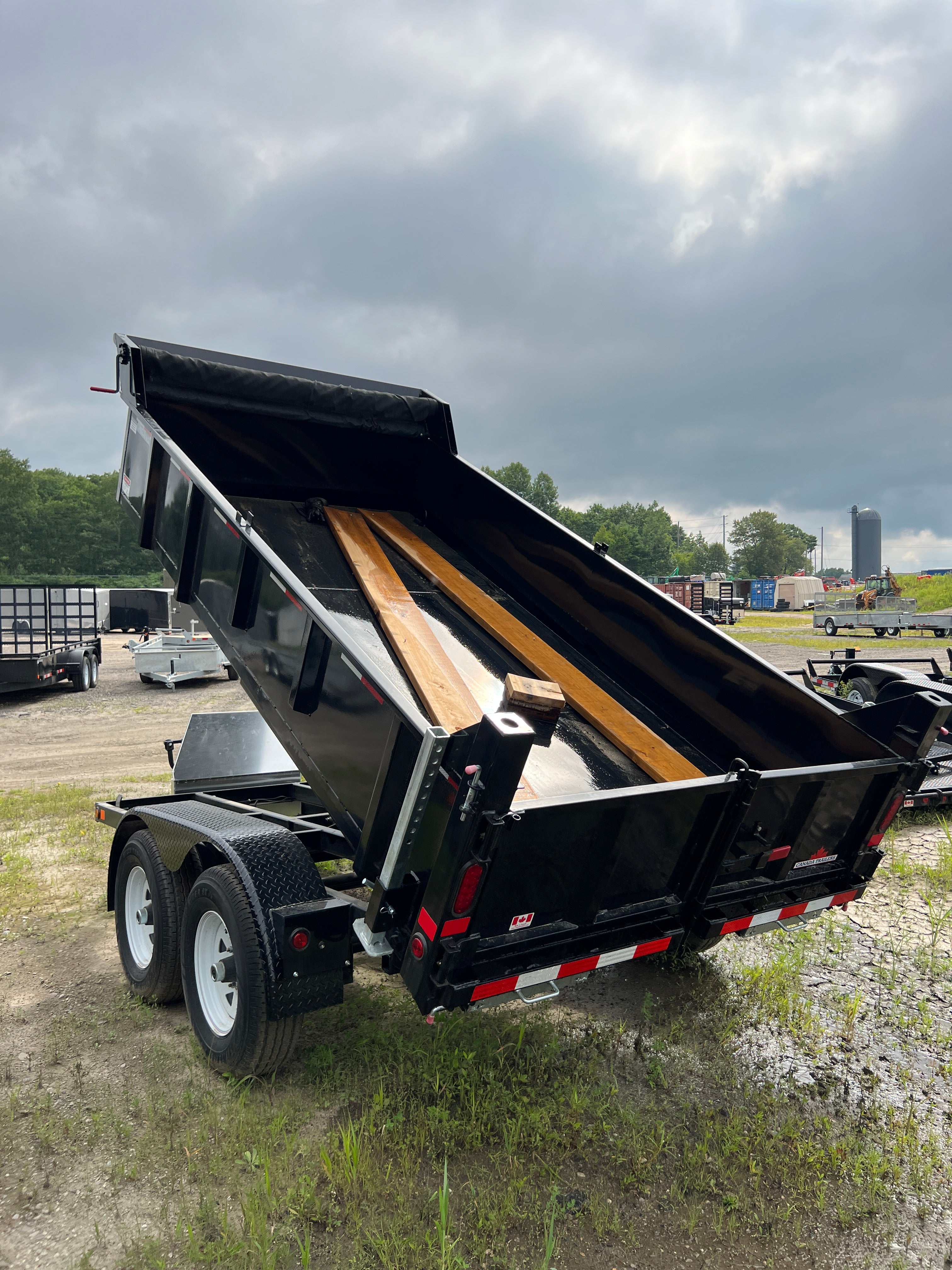 Dump Trailers – B+W Trailers