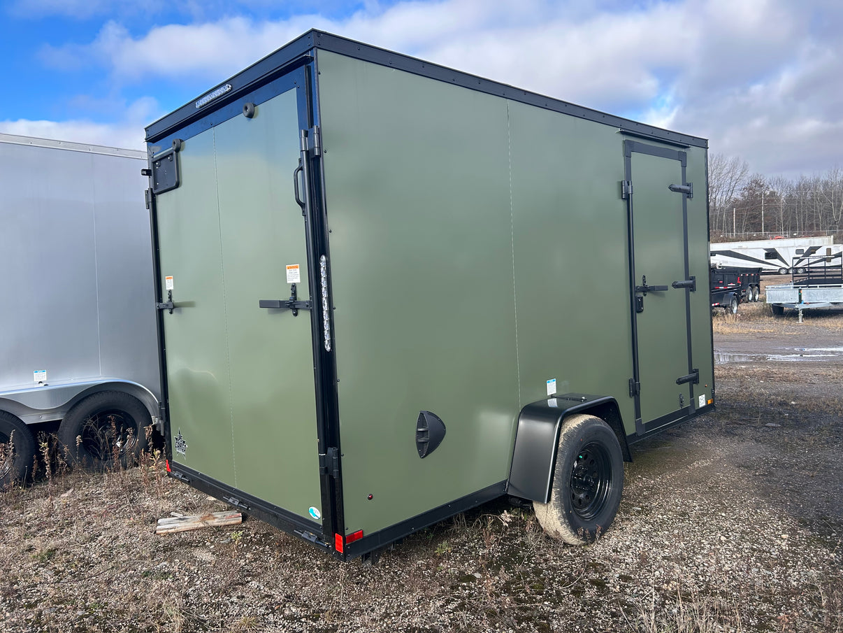 2024 Flat Top Slant V-Nose Trailer (ULAFT612SA) 6'x12', GVWR: 2,990 lb – B+W Trailers